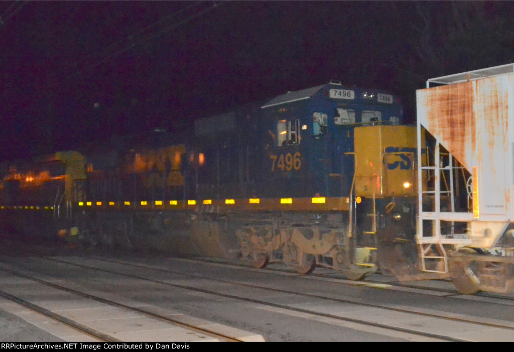 CSX C40-8 7496 on K533-11